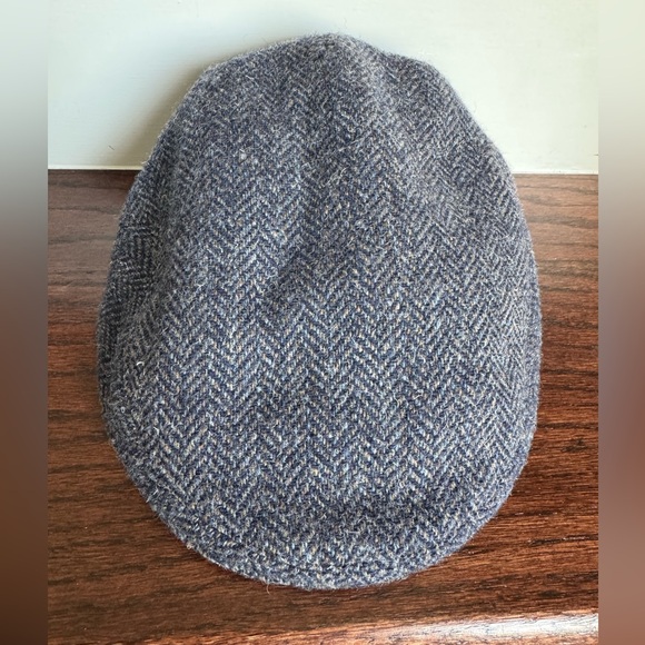 Orvis | Accessories | Orvis Grey Brown Flat Driving Cap | Poshmark